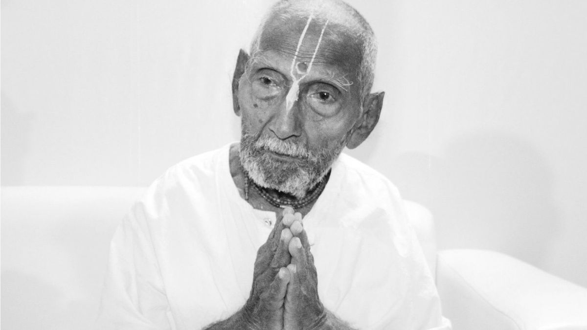 Shivanand Baba Passes Away: पद्मश्री ने सन्मानित 128 वर्षीय योगगुरू ...